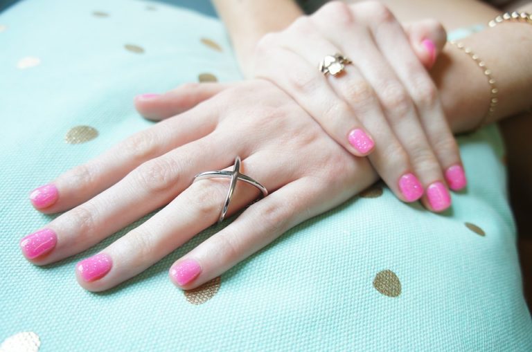 Astuces mains et ongles : 4 trucs faciles pour avoir de belles mains